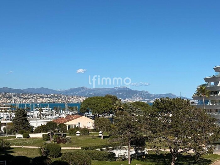 Villeneuve-Loubet, Plage : Appartement 2 pièces à vendre