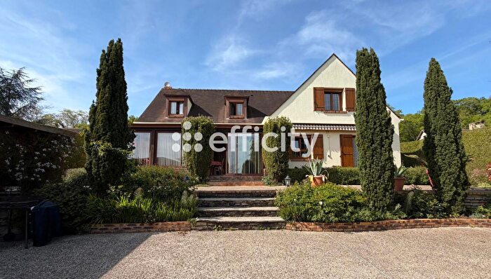 Mézy-sur-Seine - Maison 8 pièces à vendre