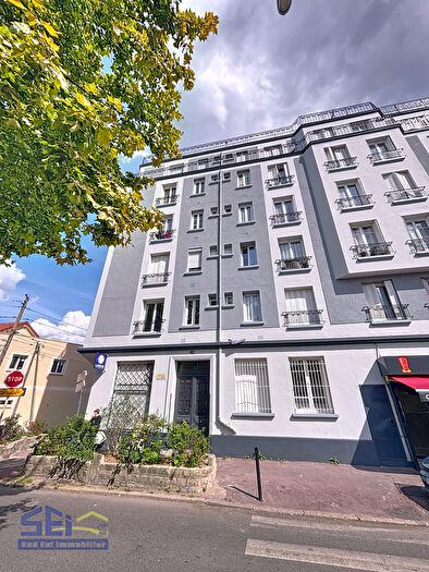 Appartement à vendre - Neuilly-Plaisance, Eglise, Gare - 1 pièce