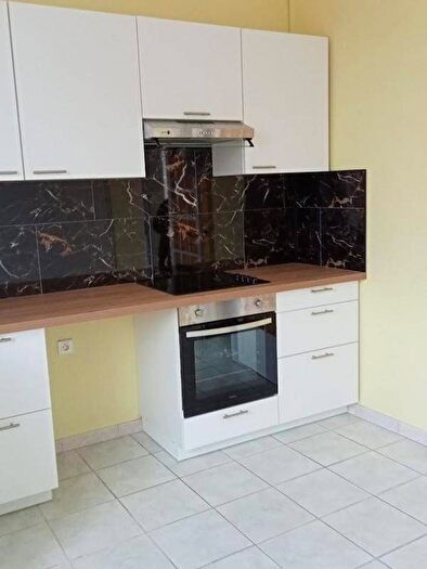 Appartement à louer - Les Faubourgs Nord, Charleville-Mézières - 2 pièces - 1 chambre