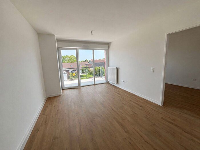 Vauroux-Grandes Ruelles, Mainvilliers : Appartement 2 pièces à louer