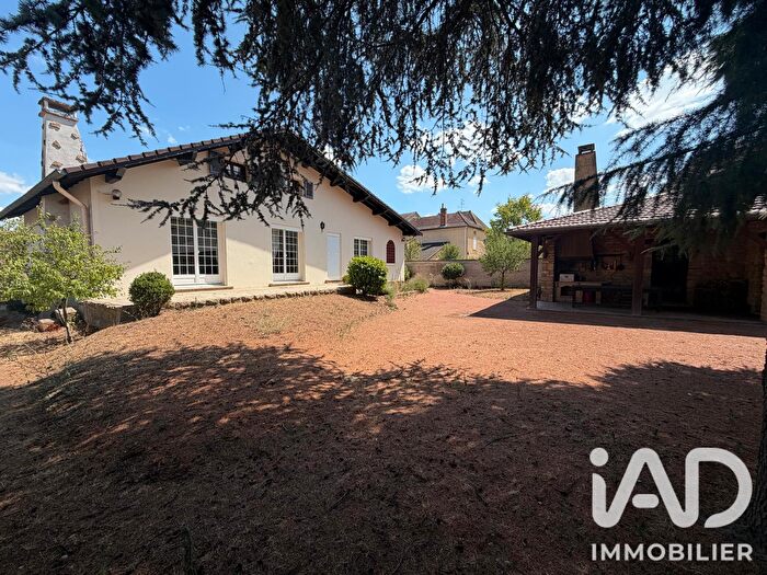 Maison 4 pièces à Pouilly-sous-Charlieu, à vendre