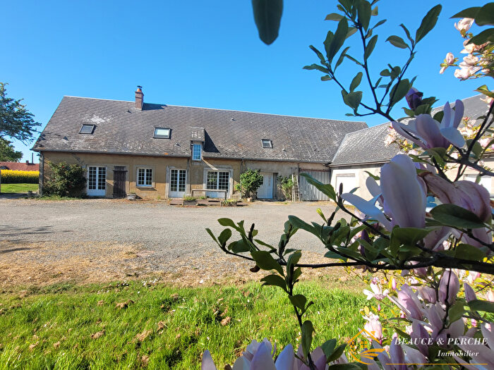 Maison à vendre - Vieuvicq - 6 pièces - 3 chambres