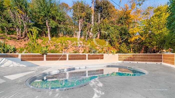 Maison à vendre - Mandelieu-la-Napoule, Minelle - 5 pièces - 3 chambres