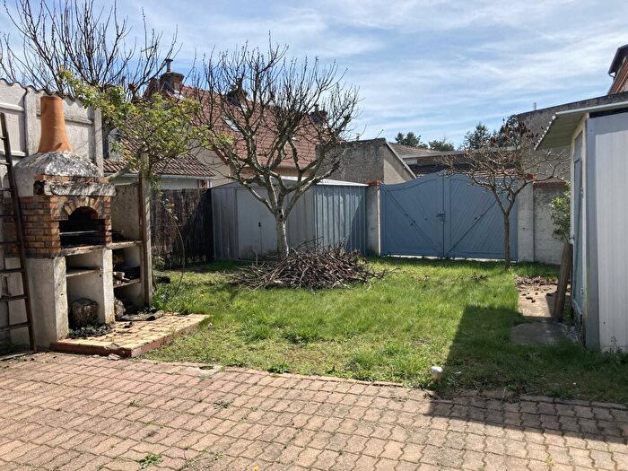 Maison à louer - Lamotte-Beuvron - 5 pièces - 3 chambres