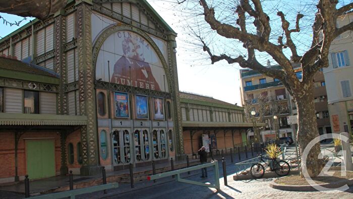 Appartement à vendre - La Ciotat, Centre-ville - 2 pièces - 1 chambre