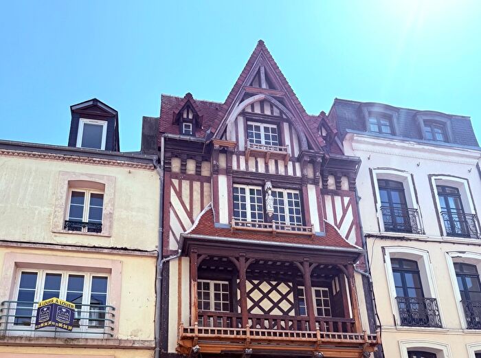 Appartement à vendre - Dieppe, Centre-ville, Saint-Pierre, Chanzy - 7 pièces - 4 chambres