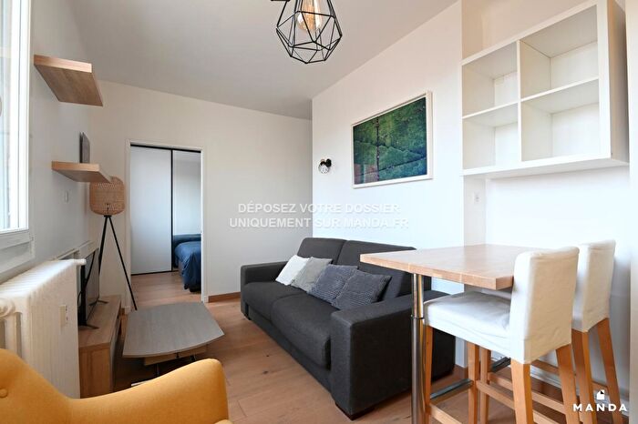 Suresnes, Centre-ville - Appartement 2 pièces à louer