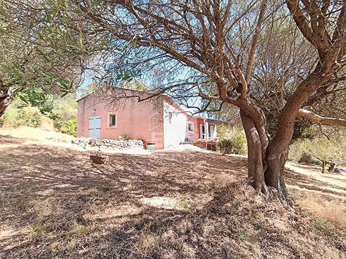 Maison à vendre - Le Cannet-des-Maures - 4 pièces - 3 chambres