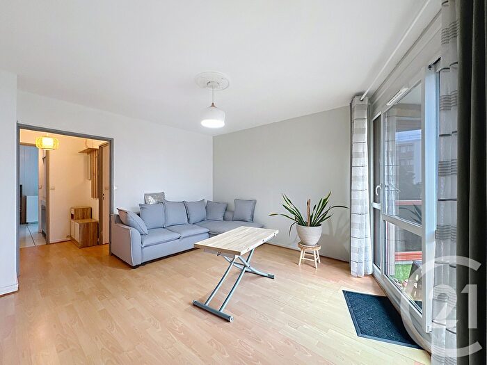 Appartement à louer - Longjumeau, Colucci, Sud - 3 pièces - 2 chambres