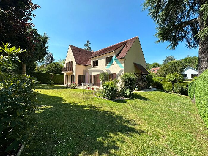 Maison 9 pièces à vendre à L'Étang-la-Ville