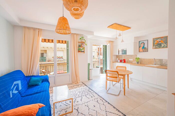 Nice, Saint-Sylvestre : Appartement 4 pièces à vendre
