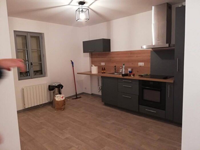 Appartement à louer - Angoulême - 3 pièces - 2 chambres