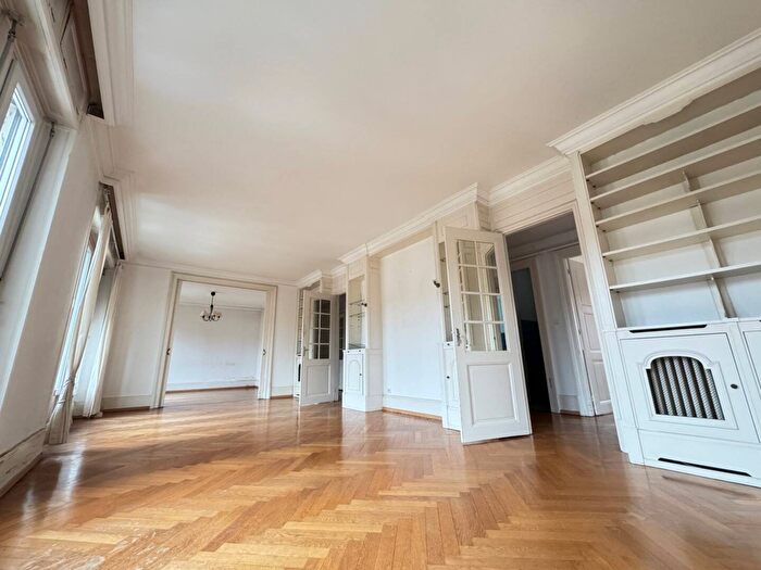 Appartement à louer - Belfort - 7 pièces - 4 chambres