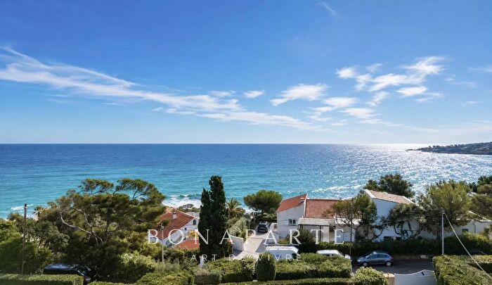 Maison 6 pièces à Fréjus, Saint-Aygulf, à vendre