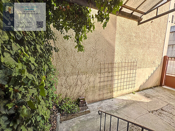 Appartement à louer - Sainte-Savine - 1 pièce