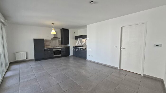 Appartement 3 pièces à Grenoble, Eaux-Claires, Mistral, à louer