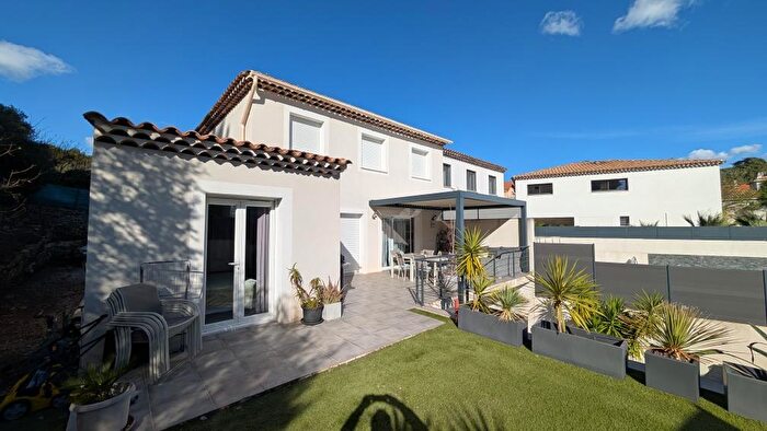 Maison à vendre - Ceyreste - 6 pièces - 5 chambres