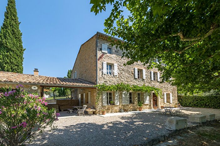 Maison à vendre - Roussillon - 10 pièces - 6 chambres