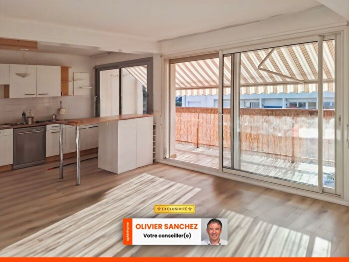 Appartement à vendre - Clermont-Ferrand, Vallières, Sallins, Poncillon - 4 pièces - 2 chambres