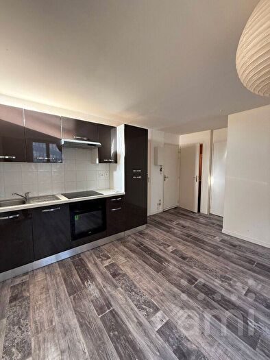Appartement à louer - Trois Quartiers-Centre Ville, Poitiers - 2 pièces - 1 chambre