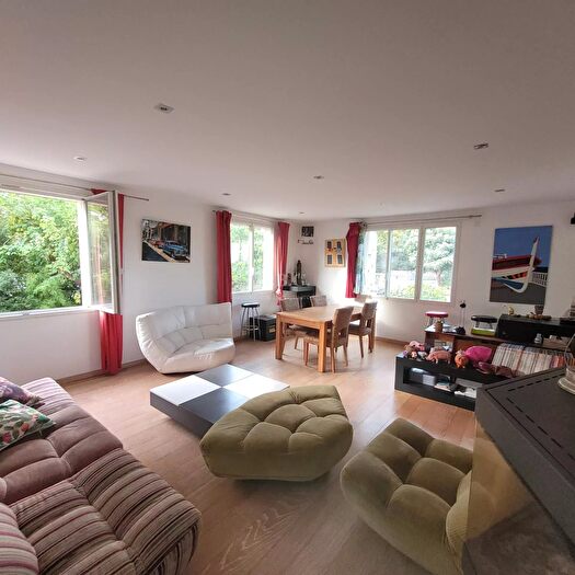 Maison à vendre - Marseille e , Mazargues - 6 pièces - 3 chambres