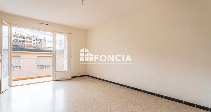 Appartement à vendre - Toulon, Saint-Roch - 3 pièces - 2 chambres