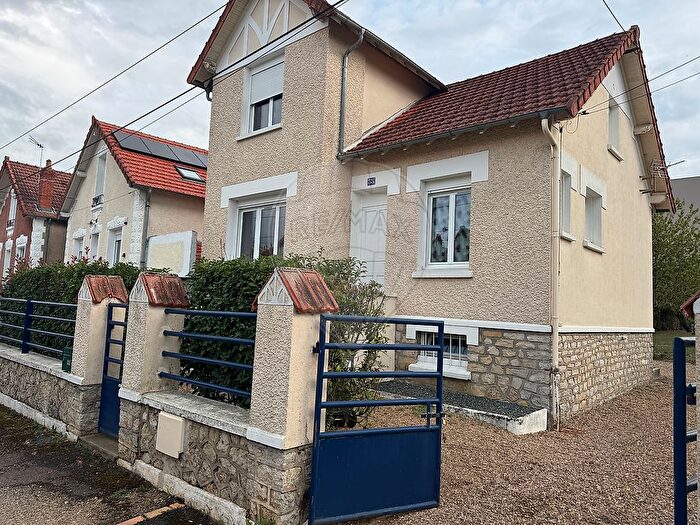 Nevers, Cathédrale, Jonction - Maison 3 pièces à vendre