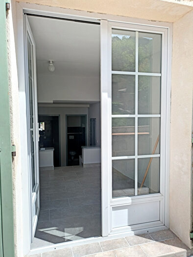 Appartement 3 pièces à louer à Bollène, Centre-ville