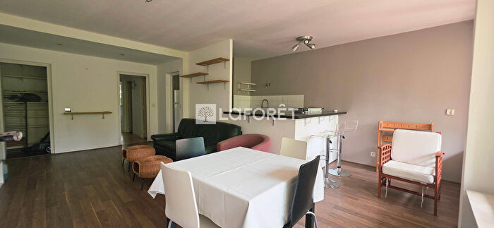 Appartement 3 pièces à louer - Saint-Denis, Péri, Langevin, Stalingrad, Politzer