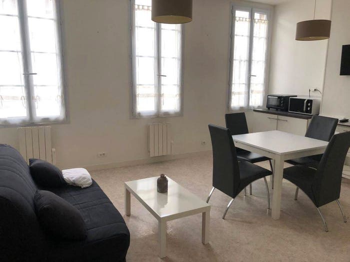 Centre Ville Nord, Rochefort - Appartement 1 pièce à louer