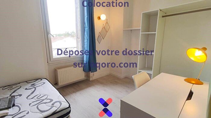 Appartement à louer - Crêt de Roc, Saint-Étienne - 5 pièces - 4 chambres