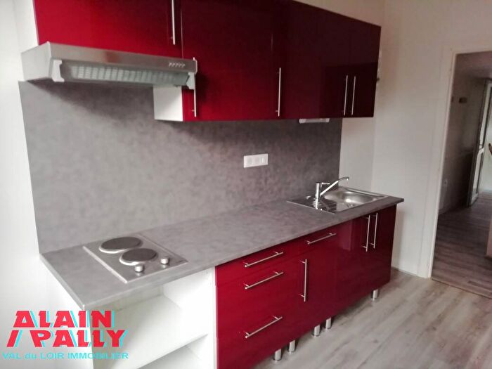 Appartement à louer - Châteaudun - 2 pièces - 1 chambre