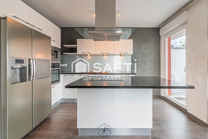 Appartement à vendre - Thionville, Saint-Pierre - 3 pièces - 2 chambres