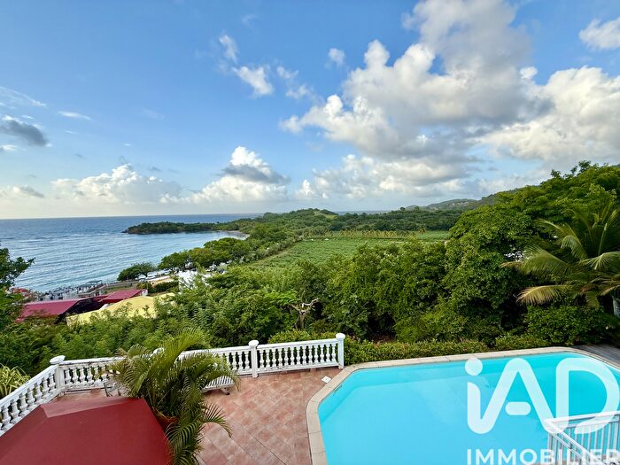 Maison à vendre - La Trinité - 6 pièces - 3 chambres