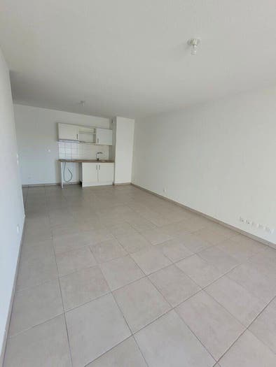 Appartement 3 pièces à louer à Aérodrome, Nîmes