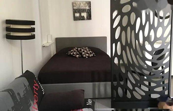 Bioves-Casino, Menton - Appartement 1 pièce à louer