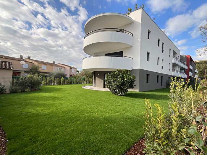 Appartement à vendre - Villeneuve-Loubet, Les Hauts de Vaugrenier, Les Maurettes, Vaugrenier - 4 pièces - 3 chambres