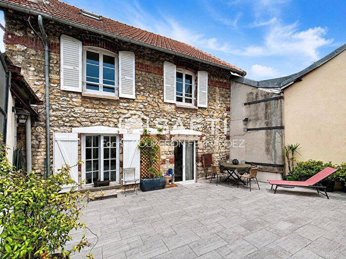 Maison 4 pièces à vendre - Senlis, Centre-ville