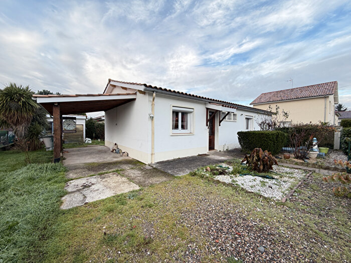 Maison à vendre - Bon-Encontre - 4 pièces - 3 chambres