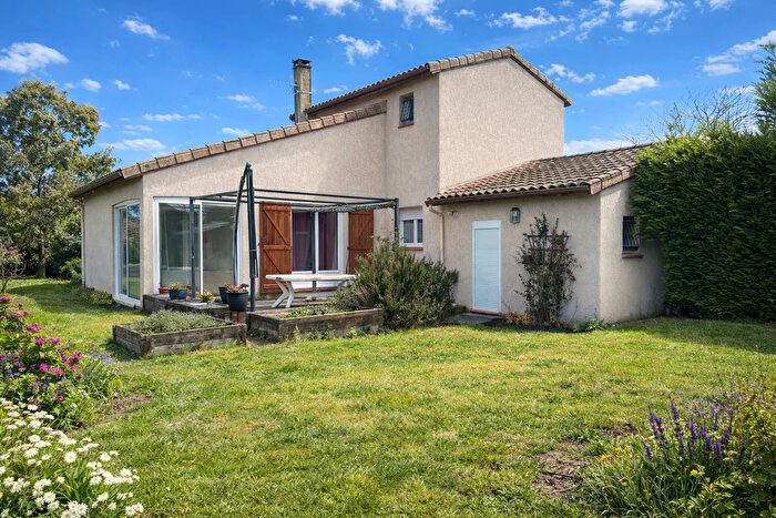 Maison à vendre - La Salvetat-Saint-Gilles - 5 pièces - 3 chambres