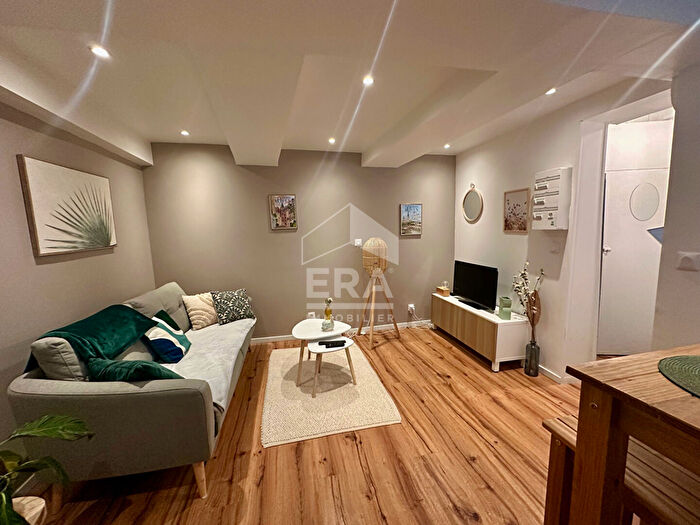 Appartement à vendre - Rouen, Vieux Marché, Cathédrale - 2 pièces - 1 chambre