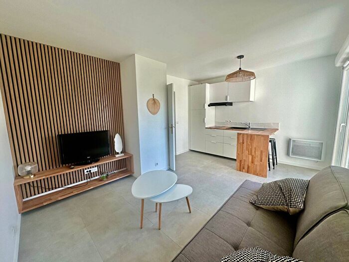 Appartement à louer - Renouveau, Conflans-Sainte-Honorine - 1 pièce