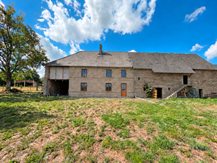 Maison 4 pièces à vendre à Villosanges