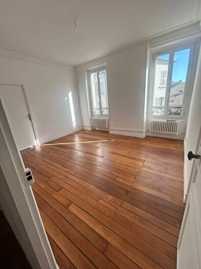 Appartement à louer - Centre-Voltaire, Asnières-sur-Seine - 4 pièces - 3 chambres