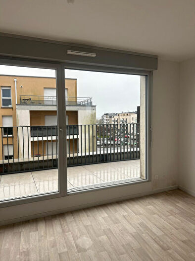 Appartement à louer - Colombelles - 4 pièces - 3 chambres