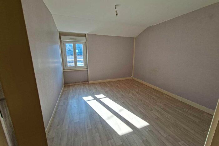 Maison à vendre - Montceau-les-Mines, Bois du Verne, Bois Garnier - 4 pièces - 3 chambres