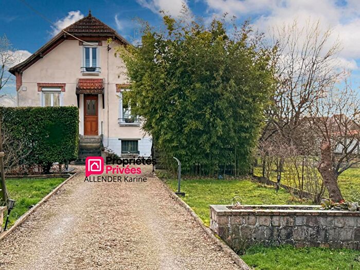 Maison à vendre - Sens, Saint-Pregts, Les Courtils, Les Boutours - 5 pièces - 3 chambres