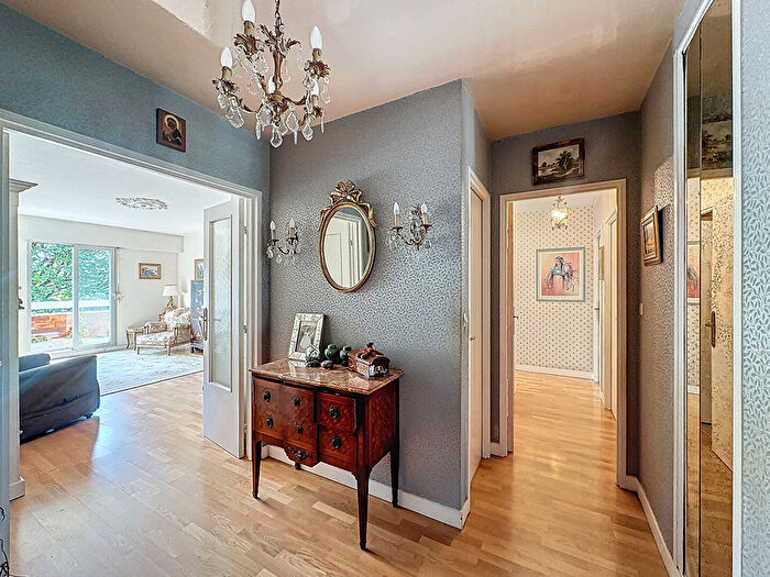 Saint-Maur-des-Fossés, Les Mûriers : Appartement 4 pièces à vendre