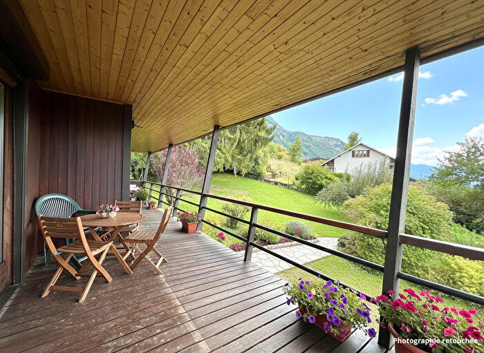 Maison à vendre - Drumettaz-Clarafond - 5 pièces - 4 chambres